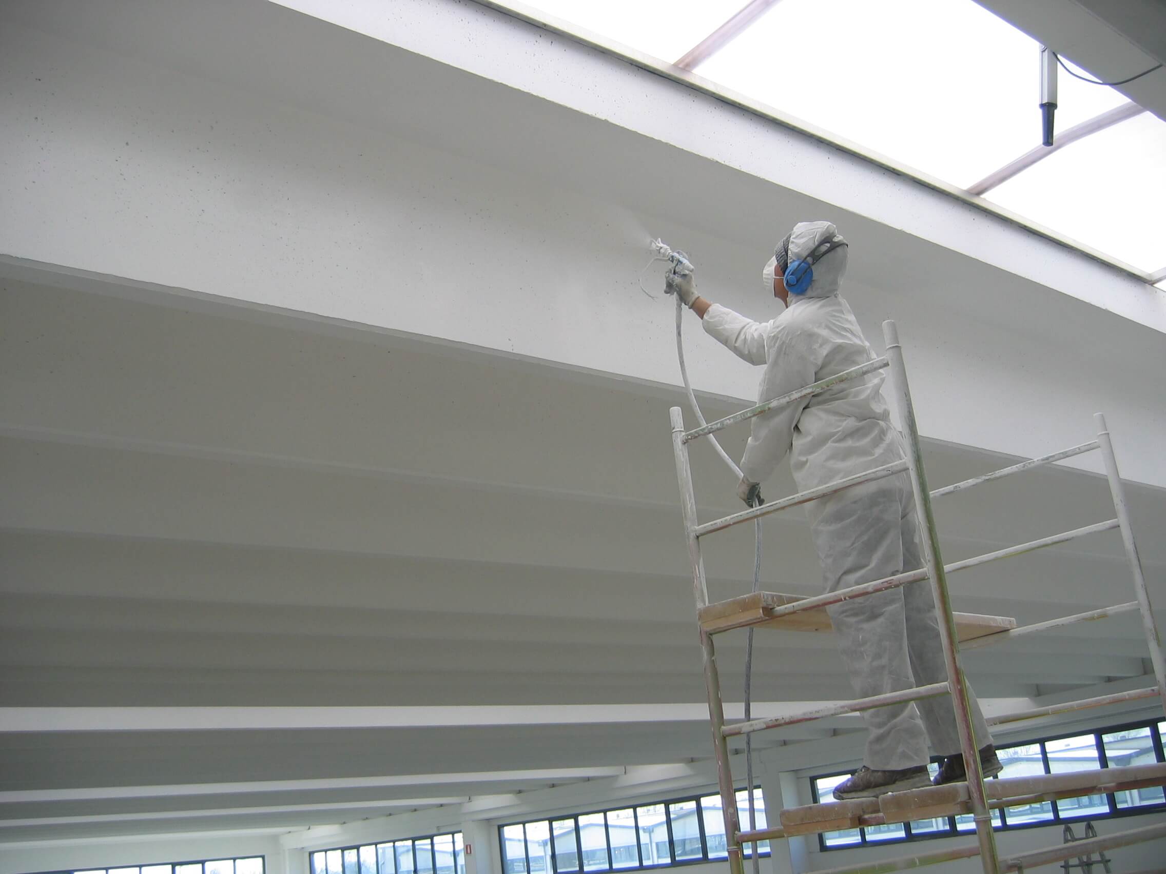 tinteggiature industriali – Pavimentazioni in Resina da oltre 25 anni